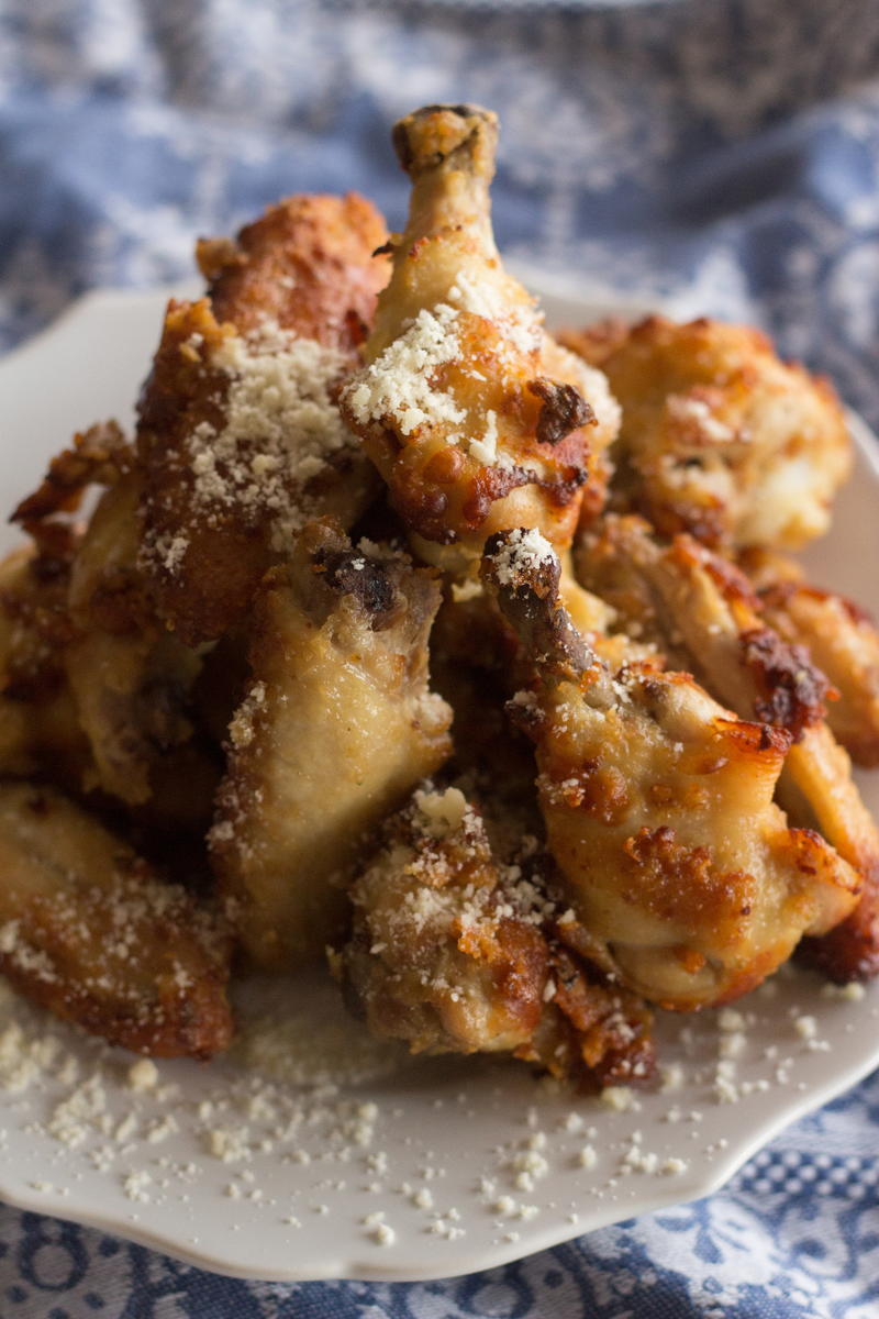 Air Fryer Chicken Wings | RecipeLion.com