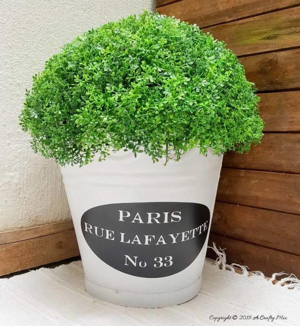 Secret Bucket Storage Solution | DIYIdeaCenter.com