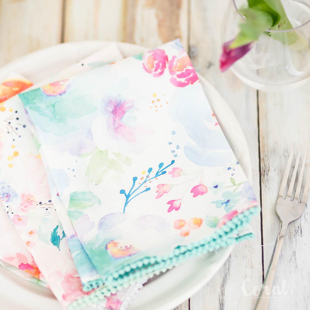 DIY Pom Pom Dinner Napkins | AllFreeSewing.com