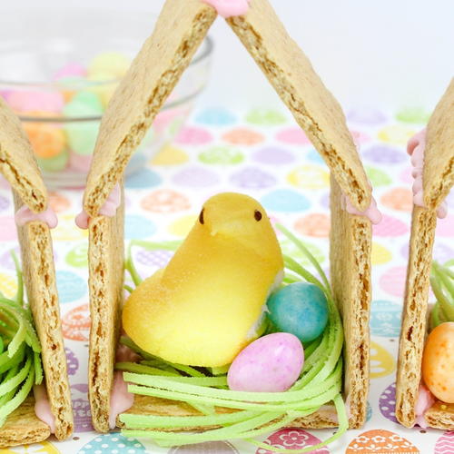 Peeps Chicks House No Bake Easter Treat | TheBestDessertRecipes.com