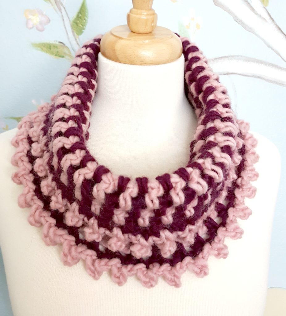 Chunky Yarn Cowl | AllFreeCrochet.com