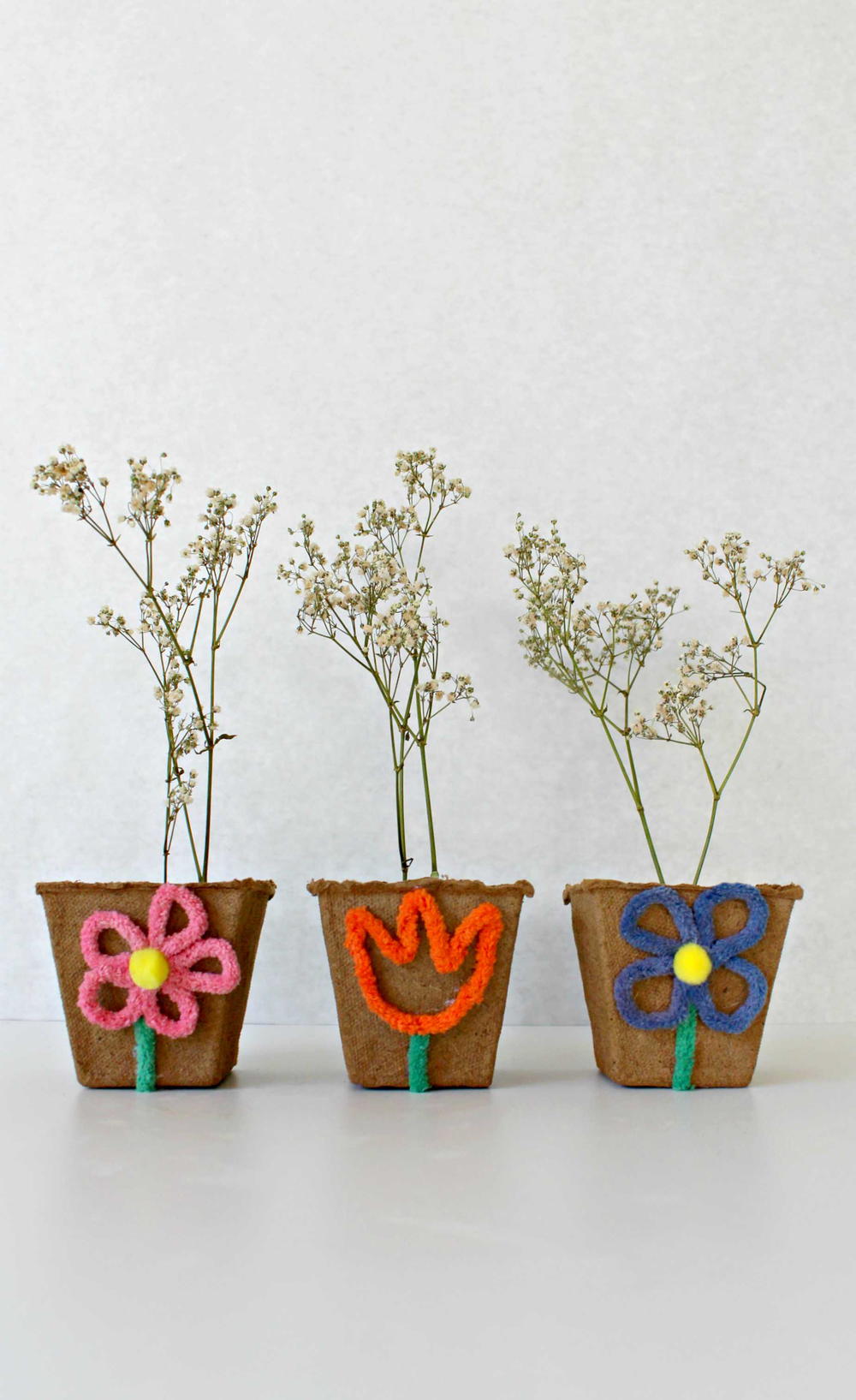 DIY Mini Flower Pots | DIYIdeaCenter.com