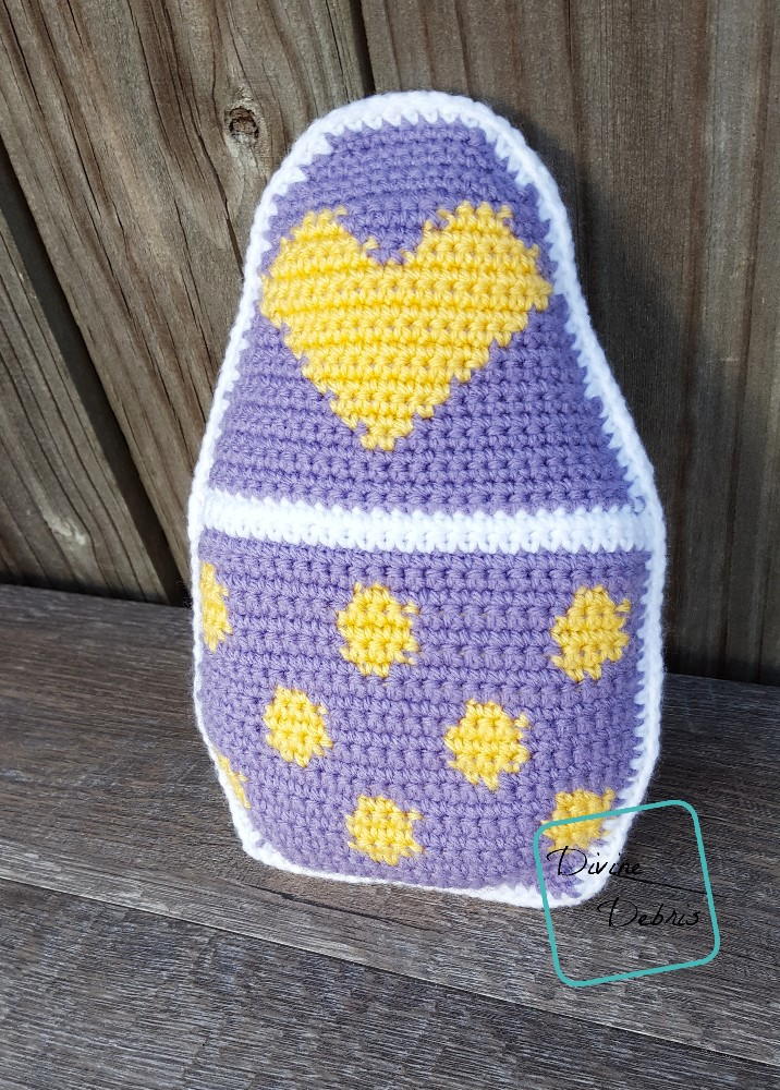 Squishy Egg Ami | FaveCrafts.com