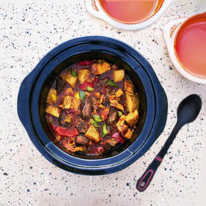 Slow Cooker Chipotle Bison Chili | RecipeLion.com