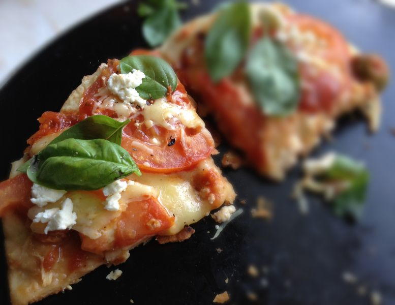 Stove Top Flatbread Pizza | RecipeLion.com