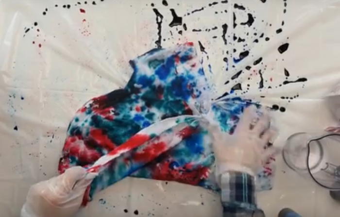 Cleaning Up Tie Dye Method for Dyeing a Shirt | FaveCrafts.com