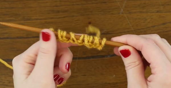 How to Knit Two-Color Brioche Stitch | AllFreeKnitting.com