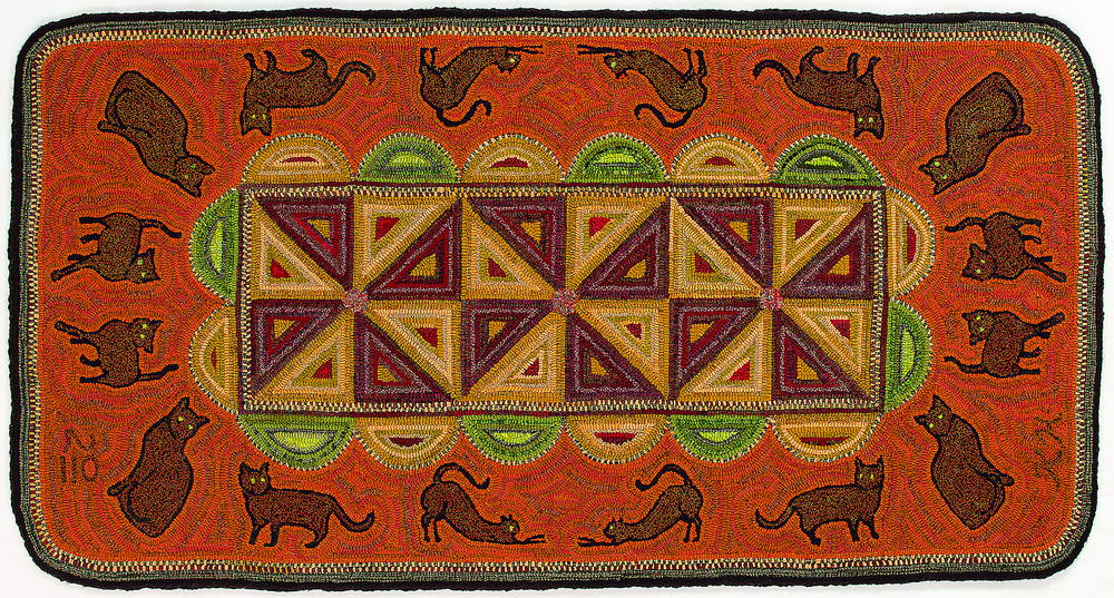 The Alice Rug | rughookingmagazine.com