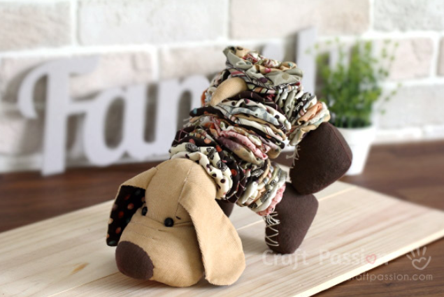 Cute YoYo DIY Dog Knitting Pattern | DIYIdeaCenter.com
