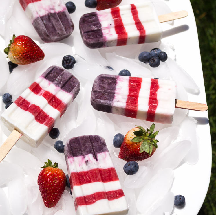 Red, White, and Blueberry Popsicle Recipe | CheapThriftyLiving.com