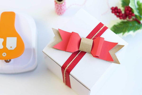 Homemade Christmas Present Toppers | CheapThriftyLiving.com