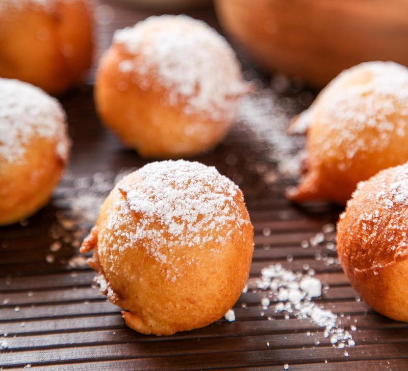 Zeppole | RecipeLion.com