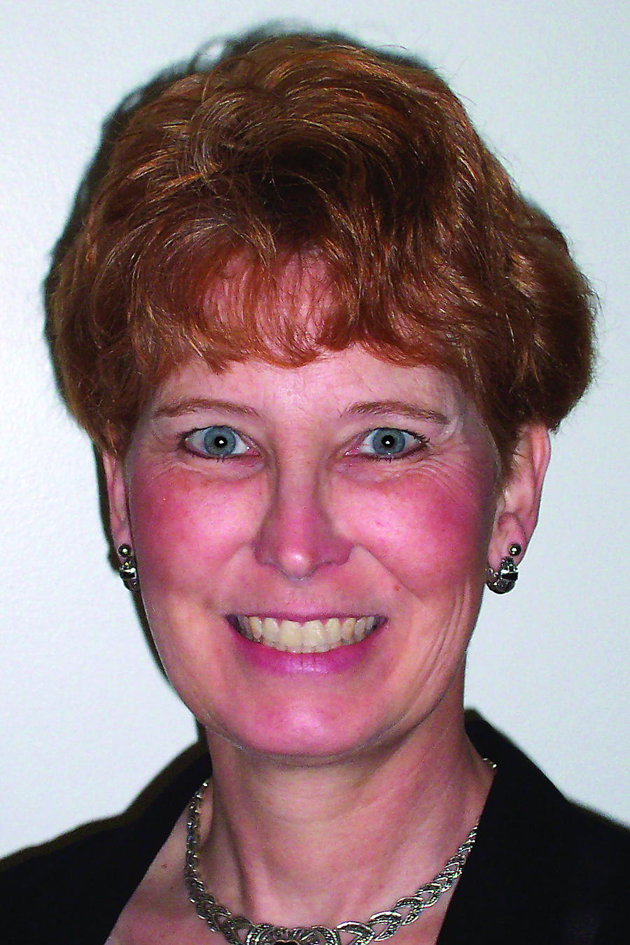 Sheri J. Bennett: Class of 2018 | rughookingmagazine.com