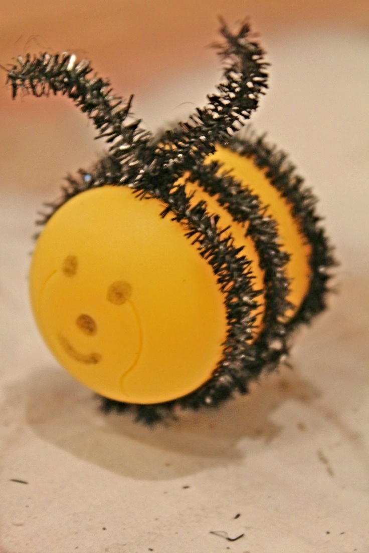 Bee Craft for Kids | DIYIdeaCenter.com