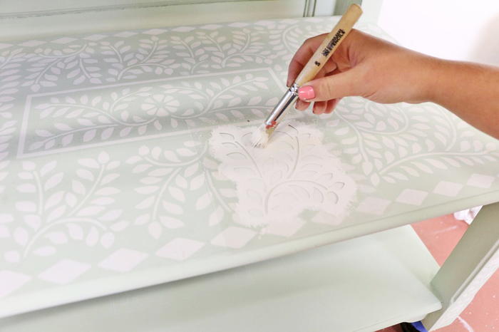 Everything You Need to Know for a Diy Stenciled Potting Bench ...