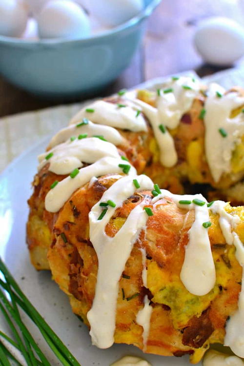 Cheesy Breakfast Monkey Bread | RecipeLion.com
