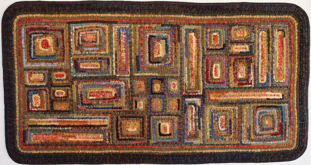 Worm Geometric | rughookingmagazine.com