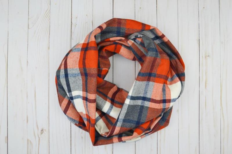 Infinity Scarf | FaveCrafts.com
