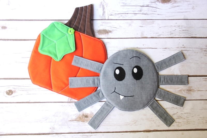 Spider Mug Mat | FaveQuilts.com