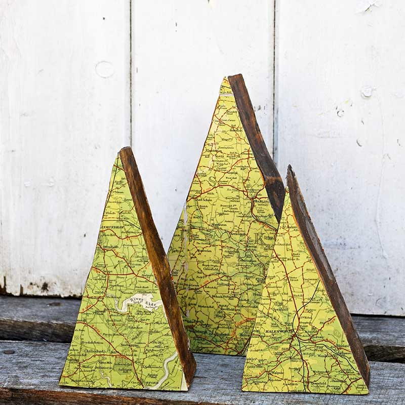 Recycled Scrap Wood Road Map Ornaments | AllFreeHolidayCrafts.com