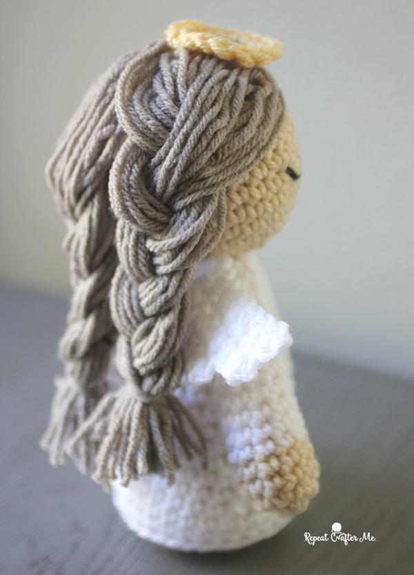 Divine Crochet Angel (Free Pattern) | AllFreeCrochet.com