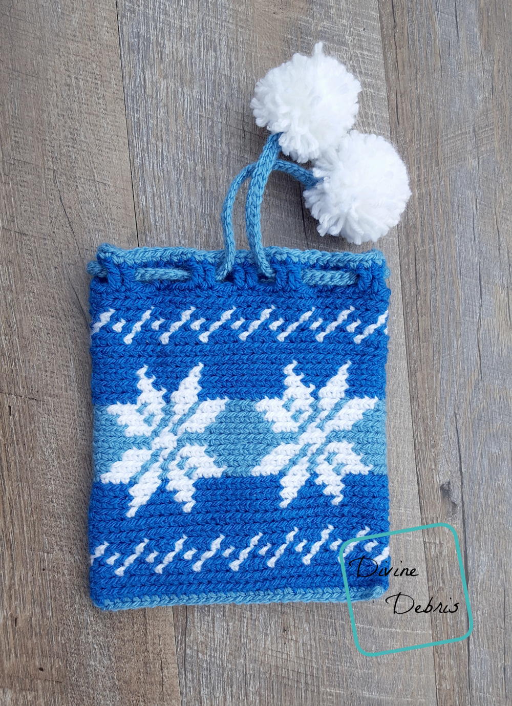 Dancing Snowflakes Gift Bag | AllFreeCrochet.com