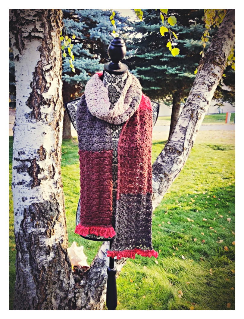 Simply Shells Scarf | AllFreeCrochet.com