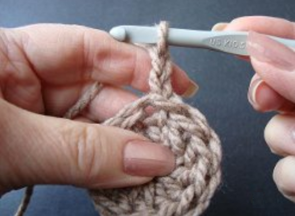 How to Crochet in the Round (+ Free Round Patterns) | AllFreeCrochet.com