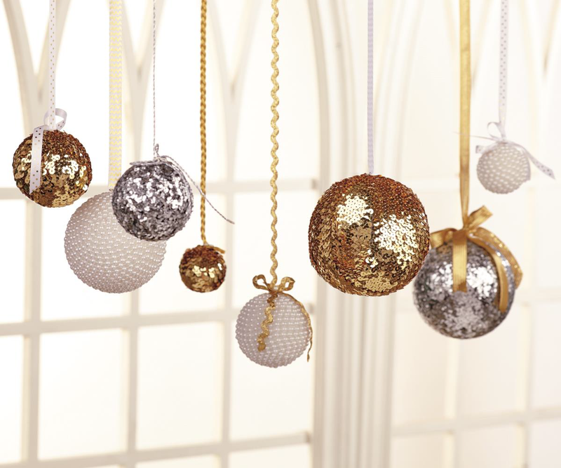 New Year's Ball Drop Display | FaveCrafts.com