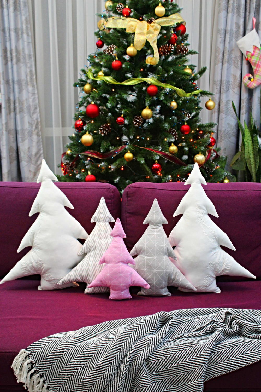Christmas Tree Pillows Sewing Pattern | FaveCrafts.com