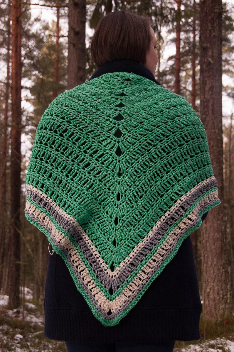 Decorus Shawl | AllFreeCrochet.com