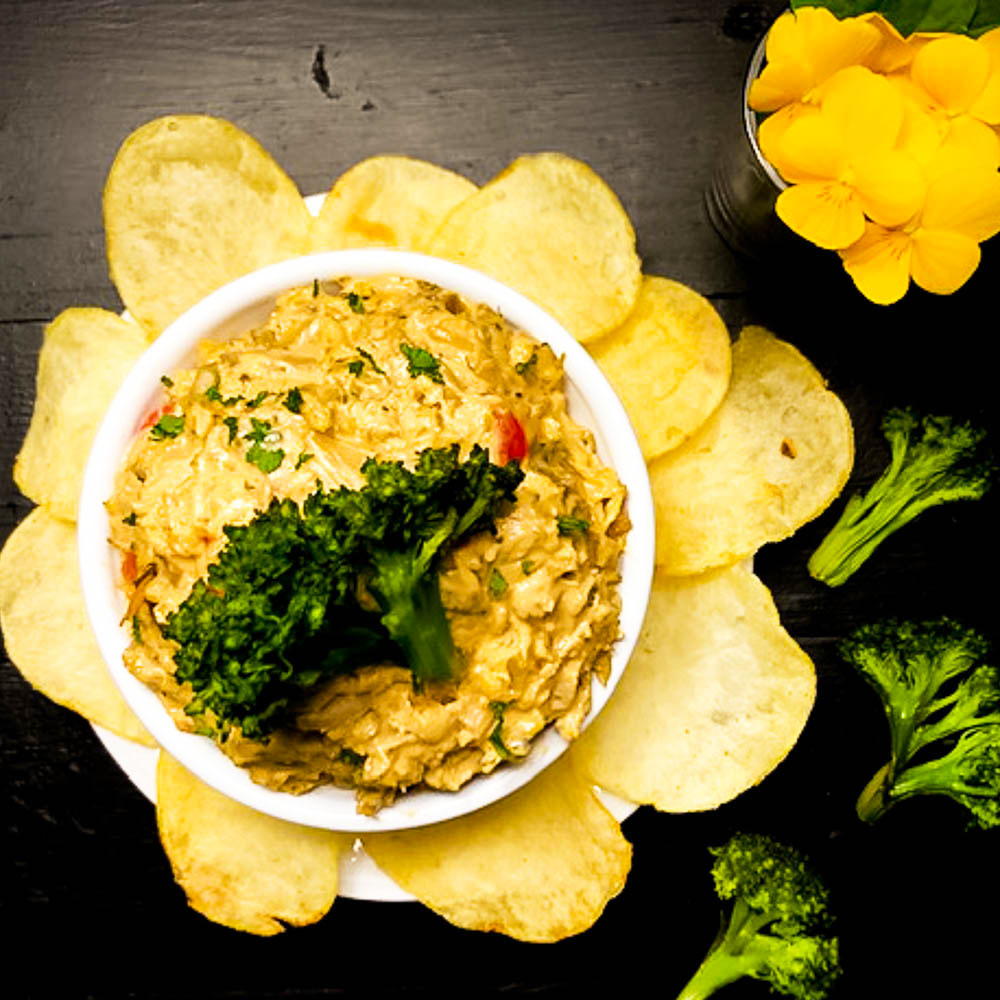 Grain Free Cheesy Roasted Broccoli Dip | RecipeLion.com
