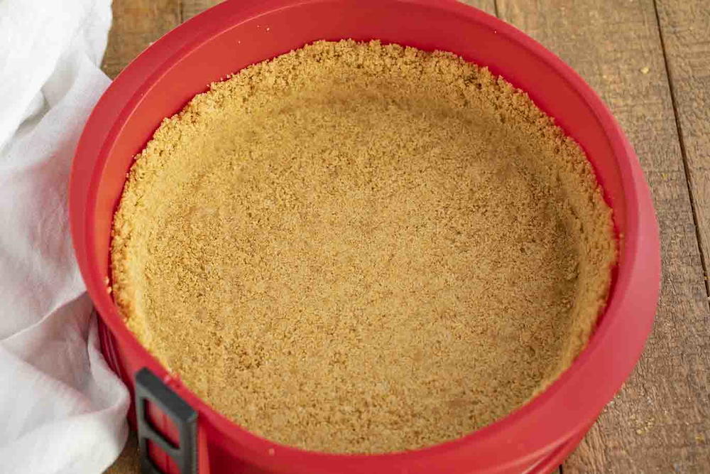 Graham Cracker Crust | FaveSouthernRecipes.com