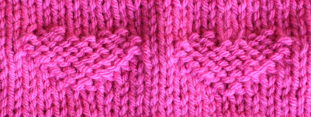 Polka Dot Hearts | FaveCrafts.com