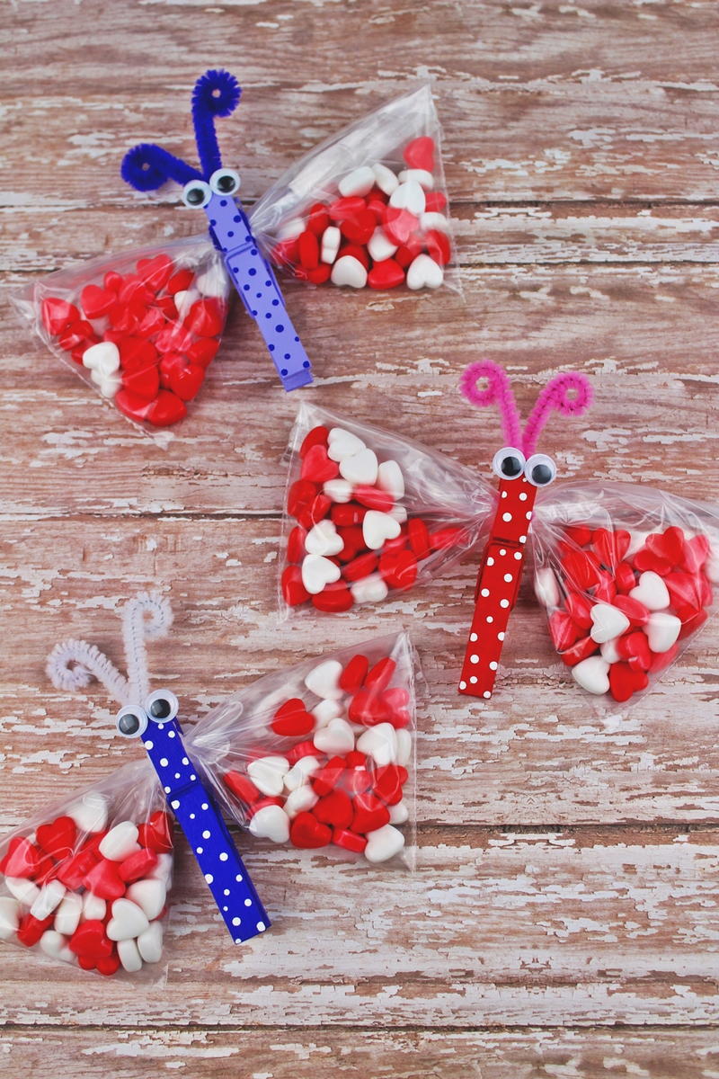 Butterfly Snack Bags A Fun Snack Idea For Kids | FaveCrafts.com