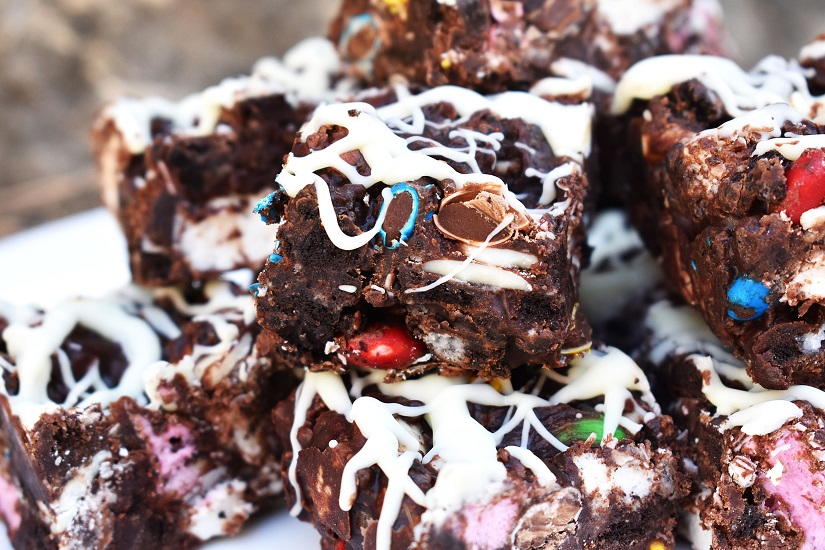 Cookies and Cream Rocky Road | RecipeLion.com