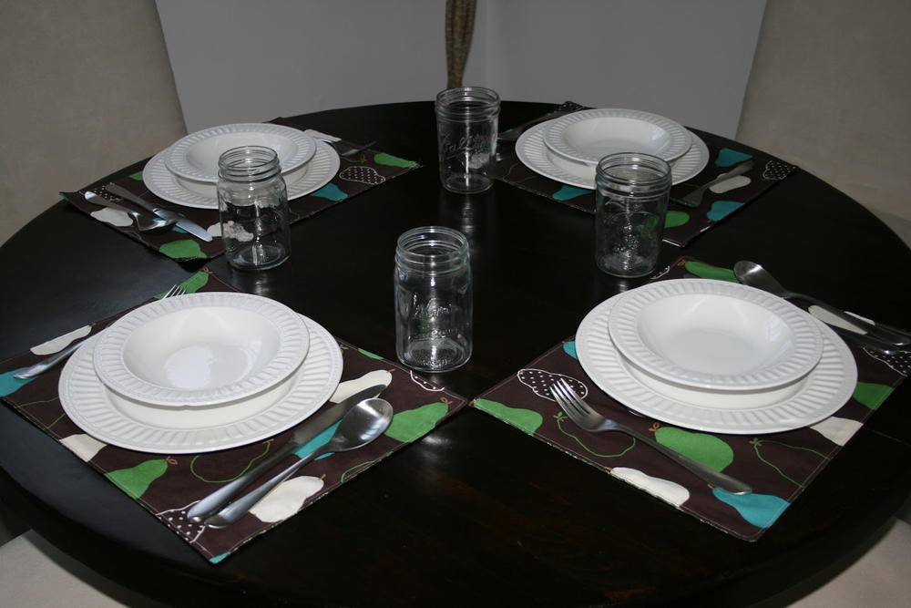 Easy Place Mats | AllFreeSewing.com