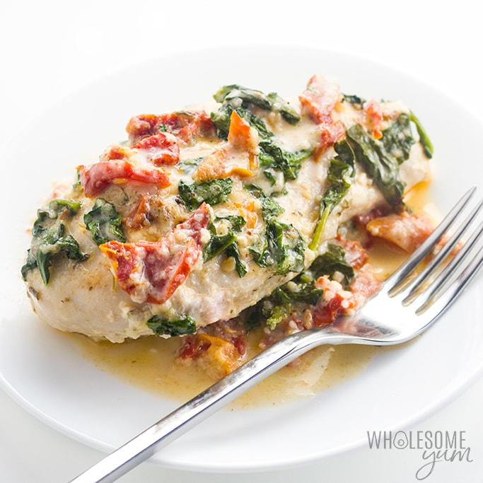 Slow Cooker Creamy Tuscan Garlic Chicken Recipe | RecipeLion.com Slow Cooker Creamy Tuscan Garlic Chicken Recipe | RecipeLion.com