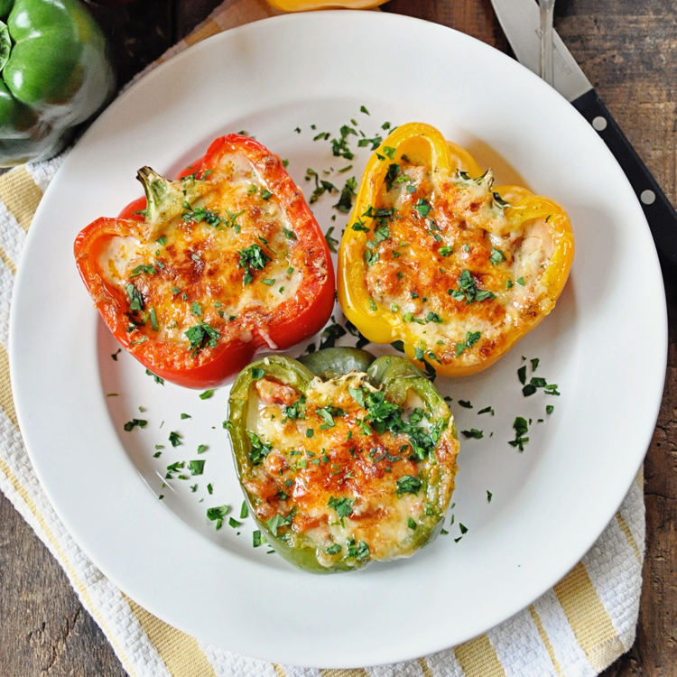 Stuffed Spanish Peppers with Tuna and Tomatoes | RecipeLion.com