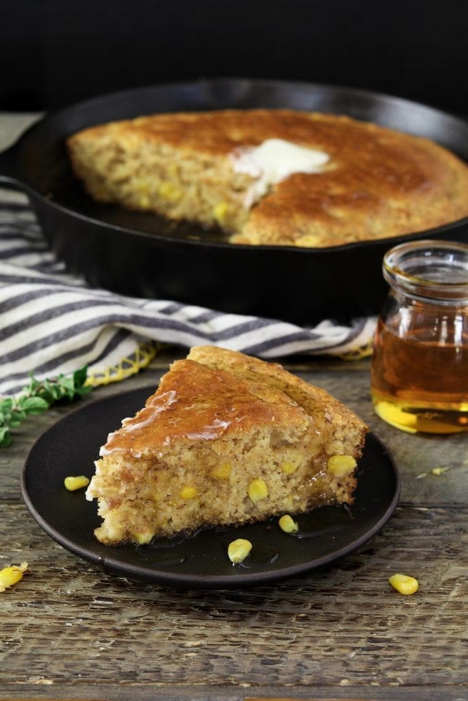 Sweet Skillet Cornbread Recipe | RecipeLion.com