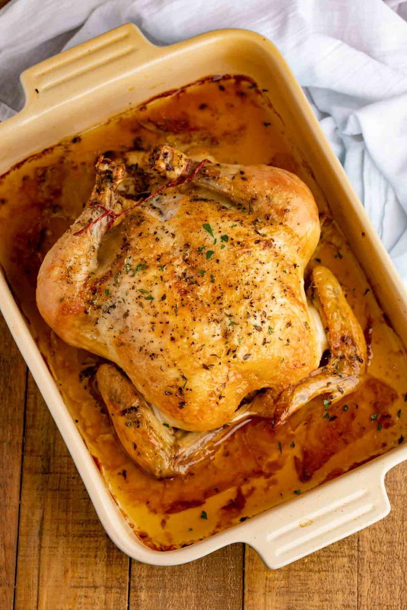The PERFECT Simple Roast Chicken | RecipeLion.com