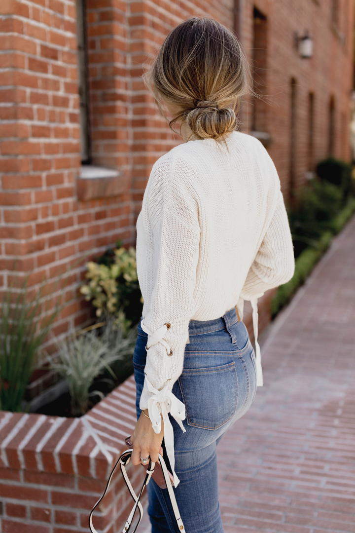 Adorable Loose Bun Tutorial | DIYIdeaCenter.com