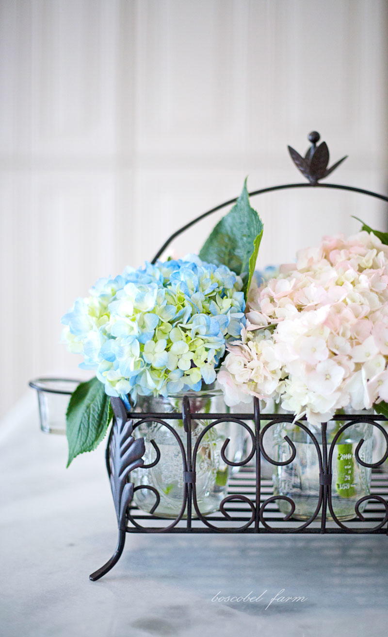 Southern-Inspired Flower Arrangement DIY | DIYIdeaCenter.com