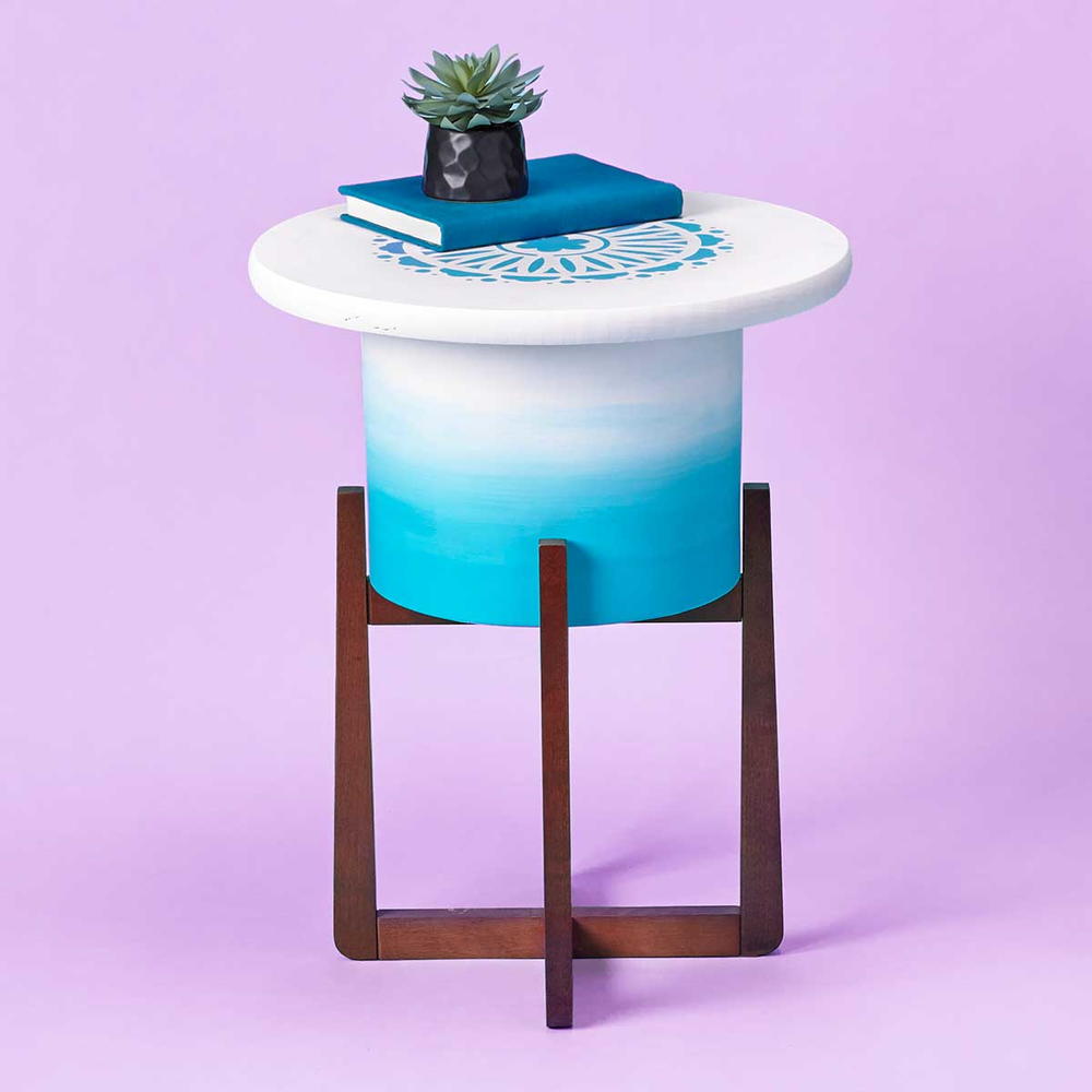 Ombre Planter End Table DIY | DIYIdeaCenter.com