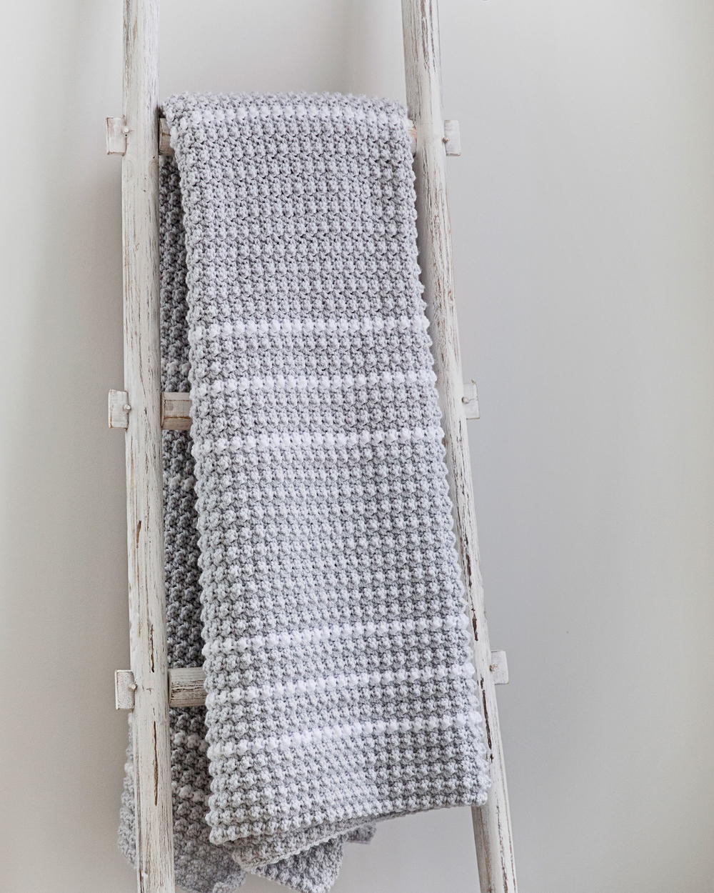 Cottage Vibes Throw | AllFreeCrochet.com