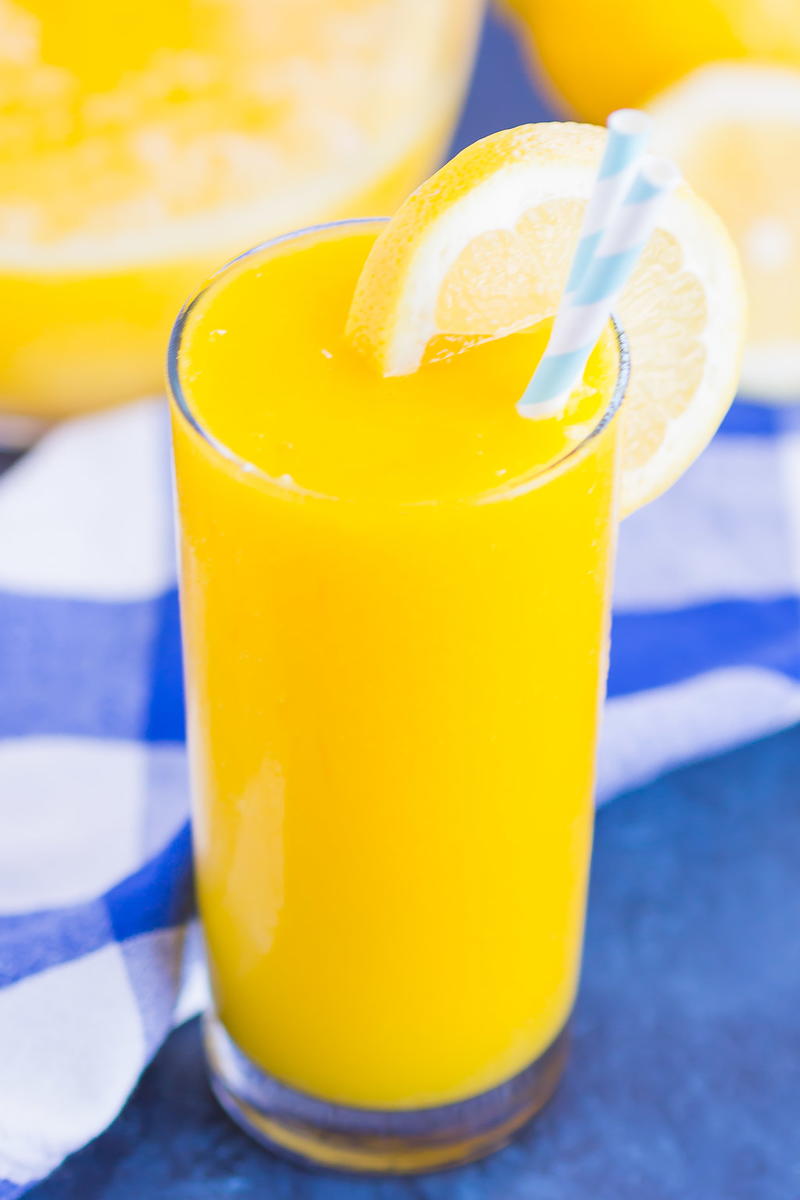 Frozen Mango Lemonade | RecipeLion.com