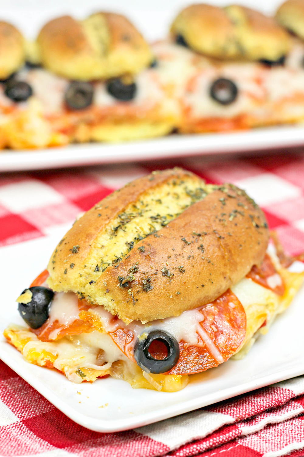 Pizza Sliders | AllFreeCasseroleRecipes.com
