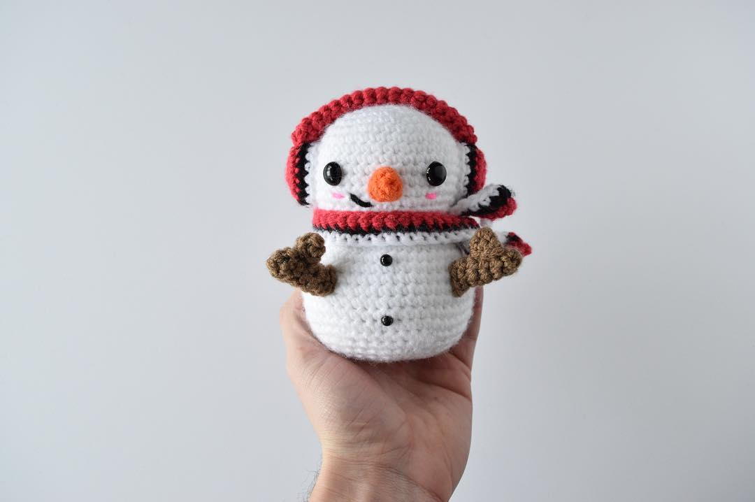 Casper the Snowman | AllFreeCrochet.com