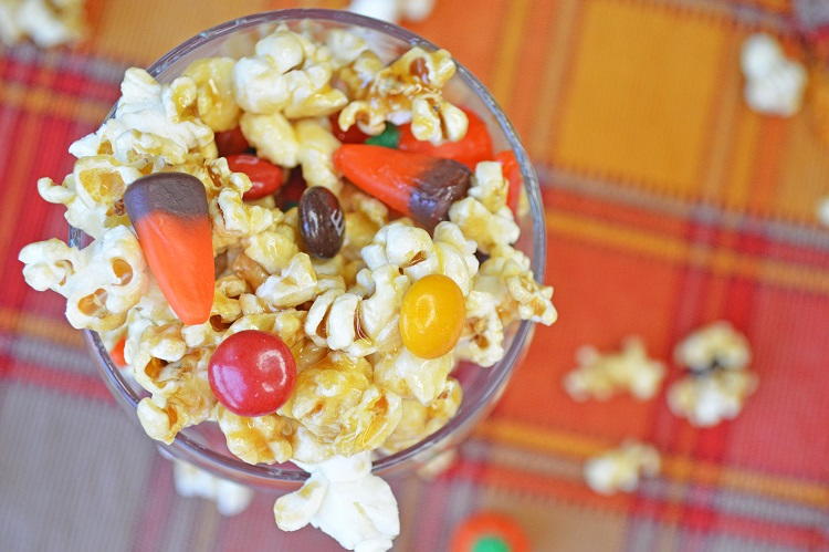 Fall Caramel Corn Snack Mix Recipe | TheBestDessertRecipes.com