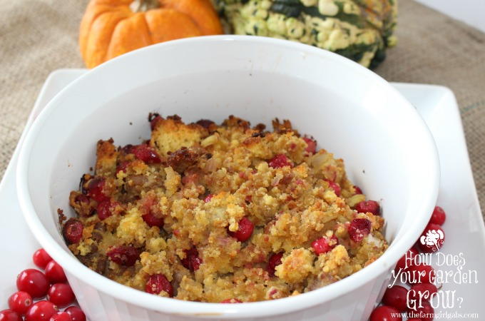 Sausage & Cranberry Cornbread Stuffing | RecipeLion.com